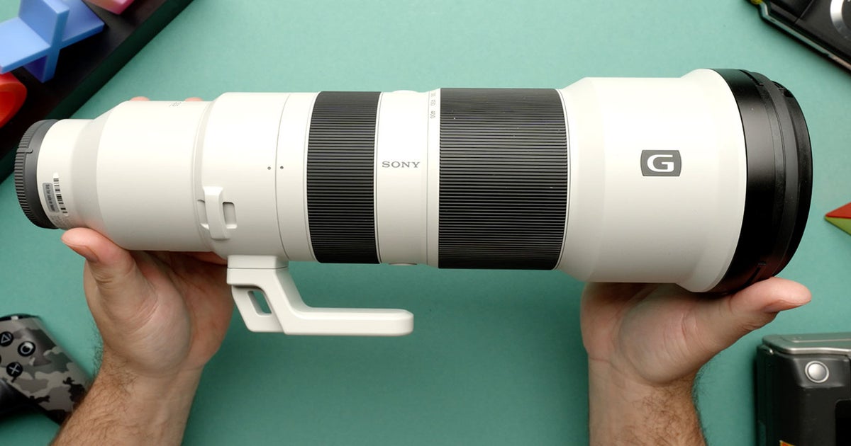 Take A Deep Dive Into The New Sony 400-800mm F/6.3-8 G Lens | Sony ...