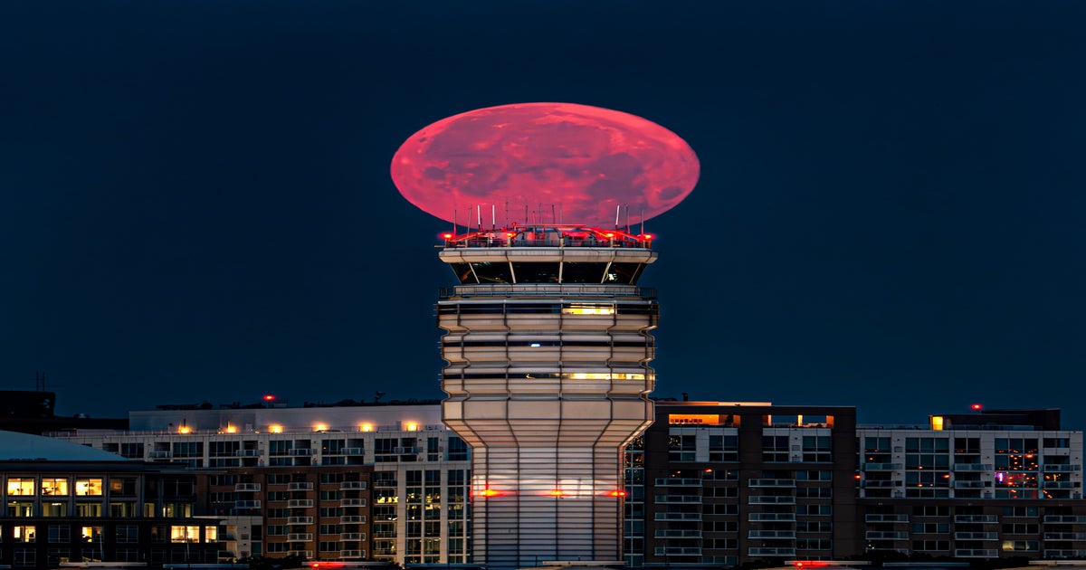 Behind The Shot: A Viral Timelapse Of The Strawberry Moon | Sony ...