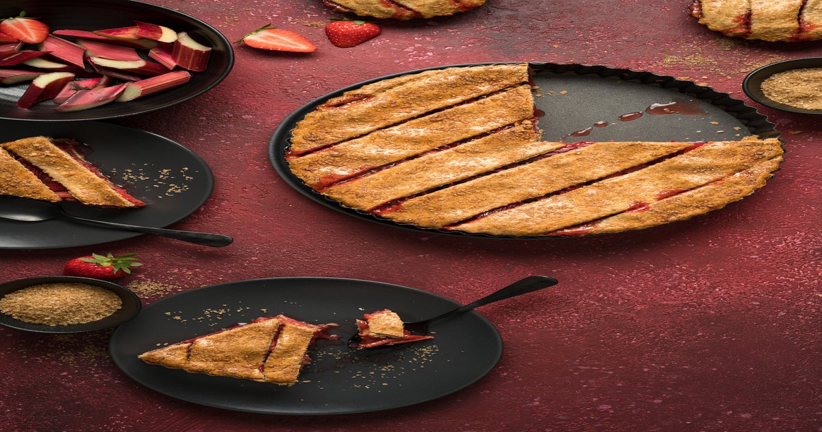 Show Off Your Holiday Spread With These 7 Steps To Awesome Food Photos ...