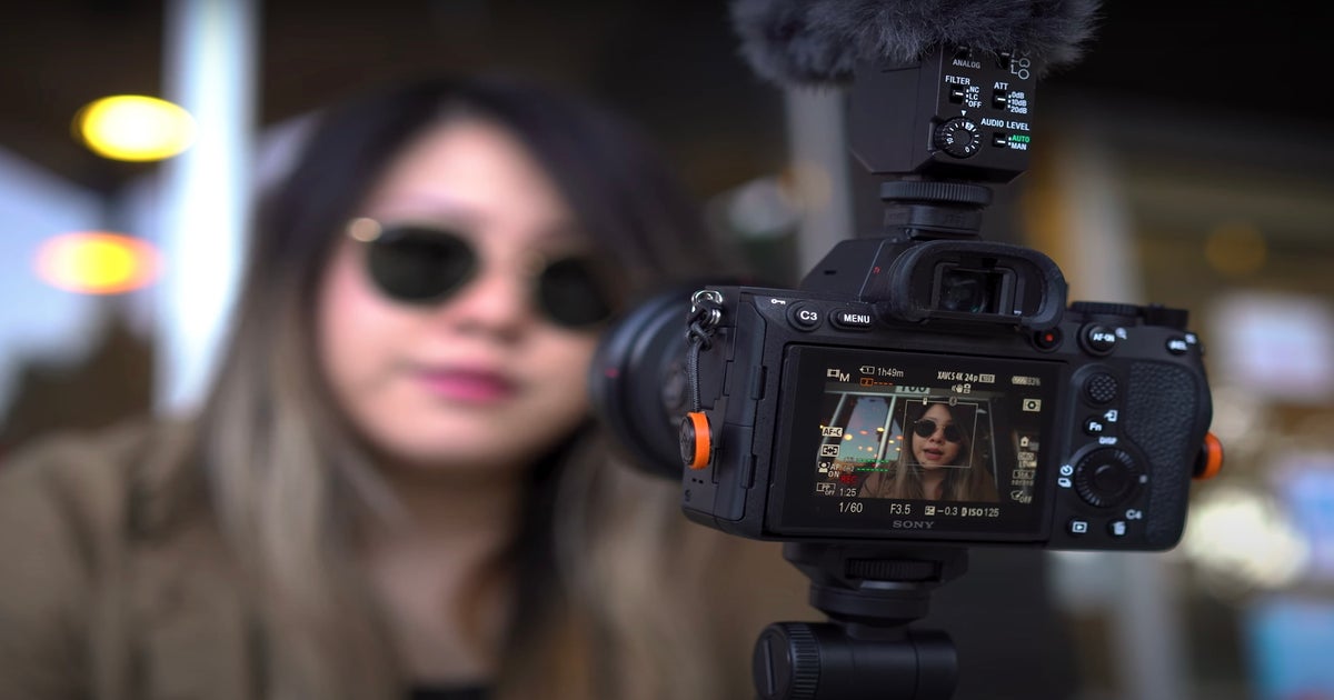 How To Get Started In Vlogging: A Video Series With Tips On Gear ...
