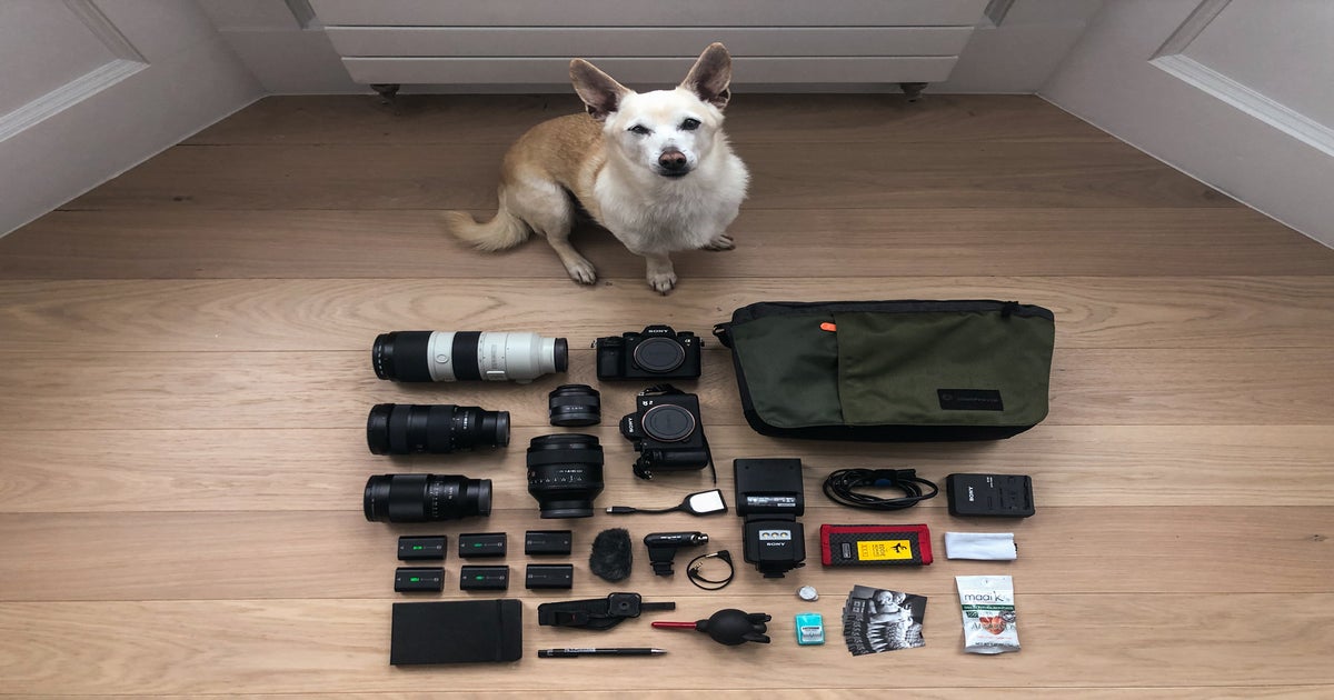 What’s In My Bag: Nancy Borowick’s Mobile & Minimal Photojournalist Kit ...